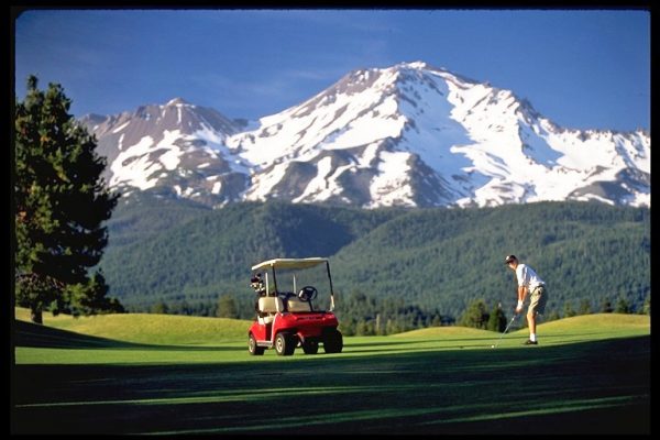 Fantastic Golfing at Mount Shasta | Shasta Lakeshore Retreat