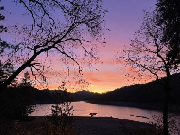 Shasta Lake Beaches and Places to Swim